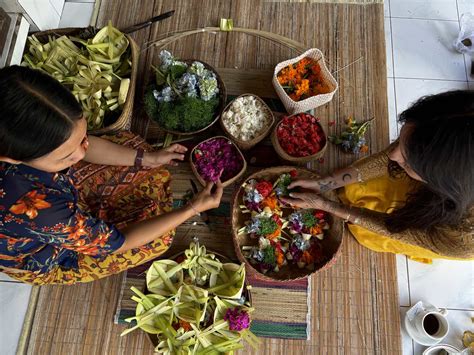 Canang Sari Balinese Offerings Meaning Colors And Purpose
