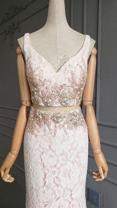 Elegant Long Mermaid Pink Lace Beaded Prom Evening Dress With Cutouts