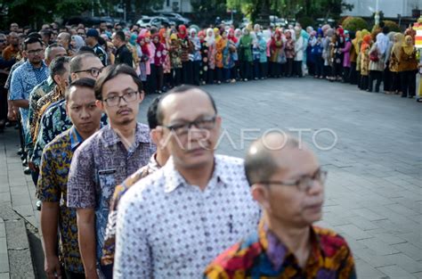 HALAL BIHALAL PEMPROV JABAR ANTARA Foto