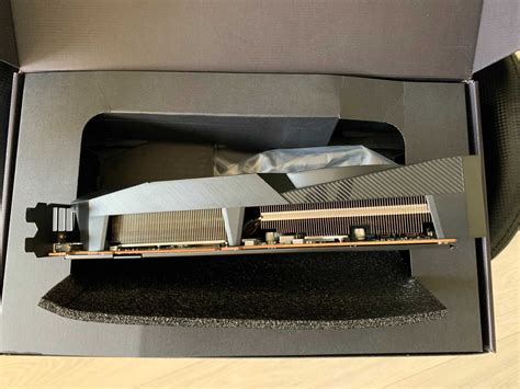 Placa Gráfica Asus Dual Radeon RX 5700 XT EVO 8GB OC Leiria Pousos