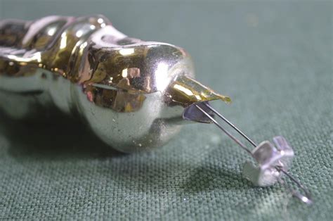 Купить Игрушка елочная стеклянная Космонавт золотистый скафандр Новогодняя Стекло подвес