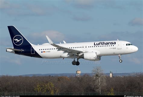 D AIZZ Lufthansa Airbus A WL Photo by Imre Szabó ID Planespotters net