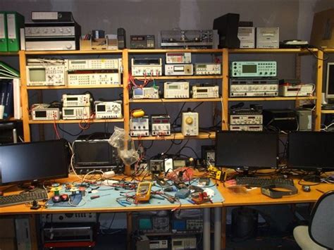 What Would Your Ultimate Hobbyist Electronics Work Space Look Like