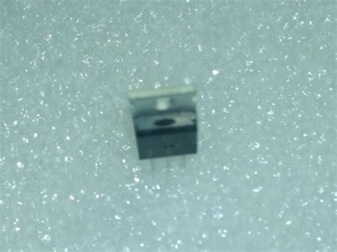 Lot De 2 TRANSISTORS POWER MOSFET IRF3710 100V 0 023Ohm 57A