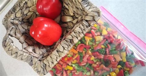 طرز تهیه بلانچ کردن فلفل دلمه رنگی رنگی D ساده و خوشمزه توسط مامان