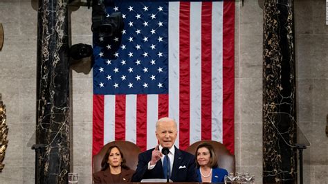 Cnn Profiles Arlette Saenz White House Correspondent Cnn