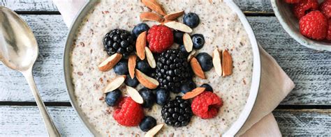 Low Carb Protein Porridge Getreidefreies Frühstück zum Abnehmen