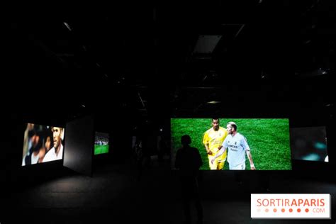 Zidane un portrait du XXIe siècle l installation visuelle et sonore