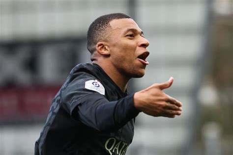 PLAYER RATINGS Brest 2 3 PSG Mbappé s brace saves Paris blushes