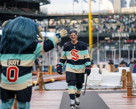 Inside The Nhl Winter Classic 2024 Bizbash