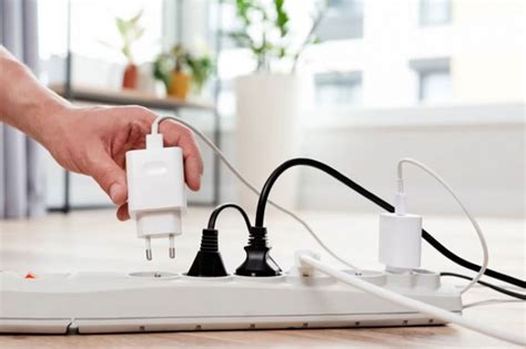 Los 16 aparatos eléctricos que no debés enchufar a un alargador o