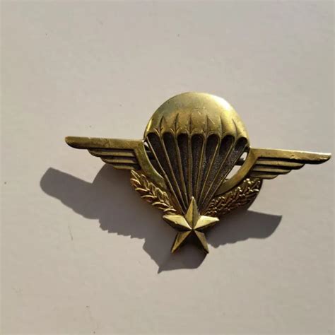 Insigne Militaire De Parachutiste Doré Drago Romainville Paris Eur 30