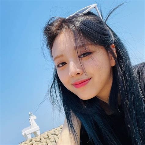 Pin on ITZY 있지