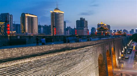 西安旅游攻略 2025西安自助游 周边自驾 游玩攻略 自由行 吃喝玩乐指南 去哪儿攻略
