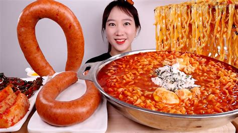 불닭볶음탕면🔥 반숙계란 뿅뿅🤍💛 뽀득뽀득 킬바사소세지 먹방 Soupy Fire Noodles And Kielbasa Sausage