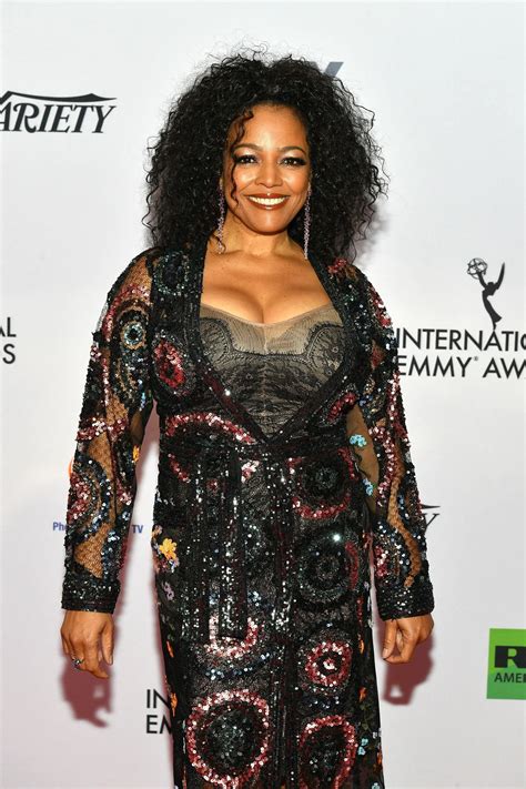 Kim Fields Scrolller