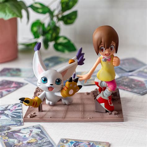Digimon Adventure Gatomon Kari Figuur Set Elbenwald