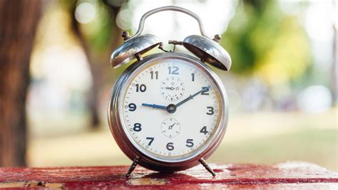 Remember To Spring Forward This Sunday For Daylight Savings X101