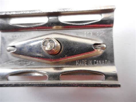 Pre Wwii Canadian Gillette Razor Switzers Auction And Appraisal Service
