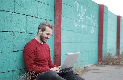 Merk Laptop RAM GB Terbaik Di Indonesia