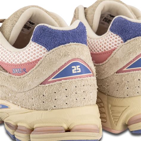 Hype DC X New Balance R Native Dynamics M RHE