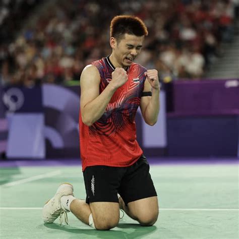 สเต็กลุงหนวด เชียงใหม่ Our Idol ️ “มุ่งมั่นสู้ต่อไป แม้ไกลเท่าไหร่ก็จะฝ่าฟัน“ ขอแสดงความยินดี