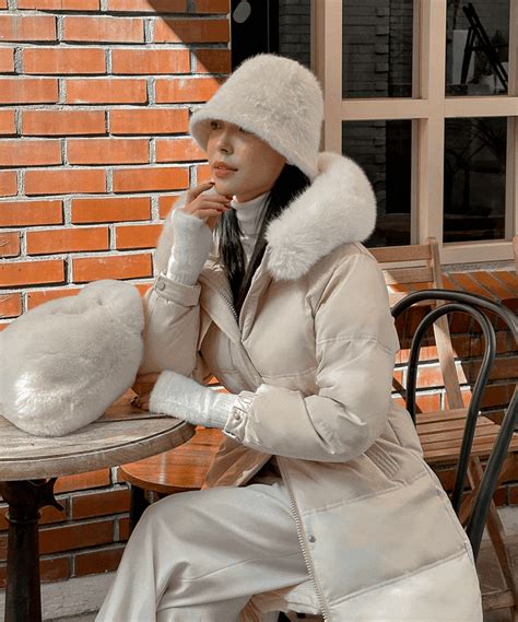 당일 오리털90 럭셔리 벨트 퍼 롱패딩 오리털패딩 패딩 벨트패딩 벨티드패딩 겨울패딩 경량패딩 오버핏패딩 점퍼 폭스퍼패딩 겨울패딩 연말 크리스마스 고퀄리티 덕다운패딩 에이블리