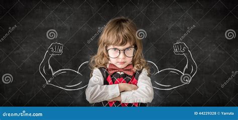 El Conocimiento Es Potencia Foto De Archivo Imagen De Creativo Bebé