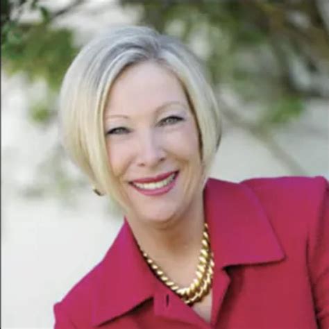 Johnnette Benkovic Williams