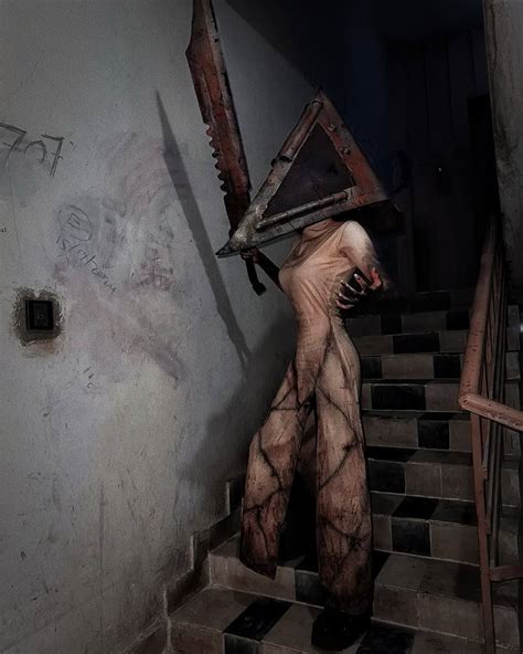Castaway On The Moon Cotm Wanted To Share My Pyramid Head Cosplay From Silent Hill Female
