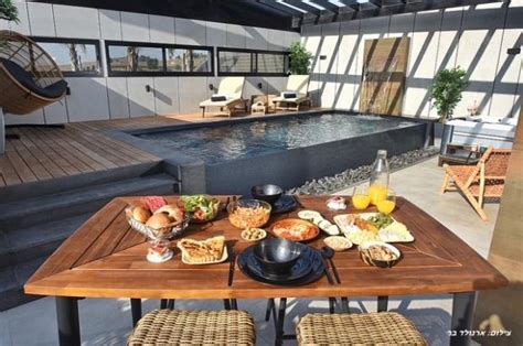 אמרלד חוות דעת מחיר תמונות זמינות מיידית להזמנה פמילי צימר