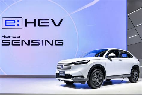 “Bridgestone Alenza H/L 33” ยาง Honda HR-V e:HEV - Autolifethailand.tv