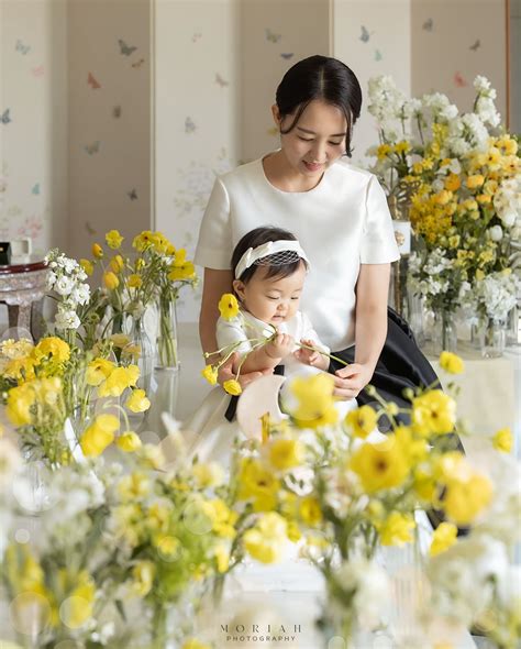 모리아스냅 신라호텔돌잔치 워커힐돌잔치 반얀트리돌잔치 조선팰리스돌잔치 비채나돌잔치 반얀트리돌잔치 [모리아스냅] 애교가 넘쳤던 윤이 첫돌을 축하합니다 💛