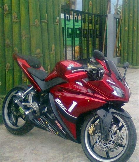 Modifikasi Yamaha Vixion Full Fairing R125 SPESIFIKASI SEPEDA MOTOR