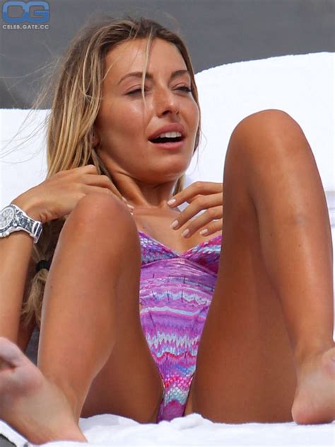 Alessia Tedeschi Nude Pictures Onlyfans Leaks Playboy Photos Sex