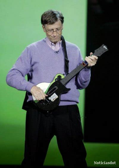 Bill Gates Juega Con La Guitar Hero