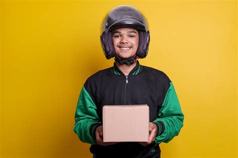 Premium Photo Asian Online Taxi Driver Motorbike Wearing Green Jacket