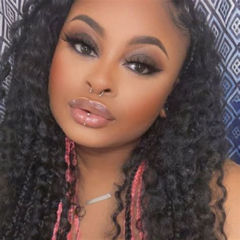 Bri Britneyy Darla • Threads Say More