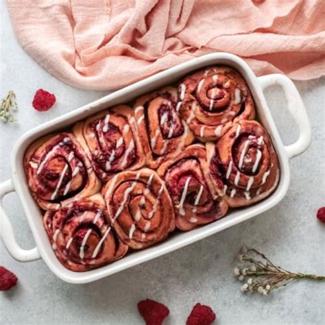 Raspberry Cinnamon Rolls