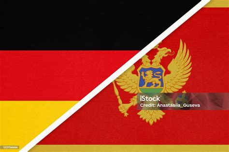 두 국기의 상징 몬테네그로 대 독일 연방 공화국 유럽 국가 간의 관계 Championship에 대한 스톡 벡터 아트 및 기타 이미지 Championship 경기 스포츠