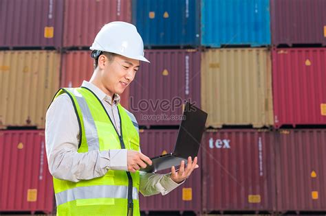 항구 컨테이너 물류 작업자 사진 무료 다운로드 Lovepik