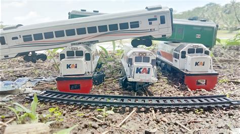 Mencari Dan Menemukan Mainan Kereta Api Indonesia Lokomotif Cc201