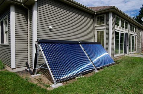 Evacuated Tube Solar Collectors SunMaxx Solar