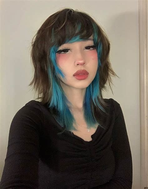 Pin By Pinner On Hair ୨୧ Short Scene Hair Emo Hair Color