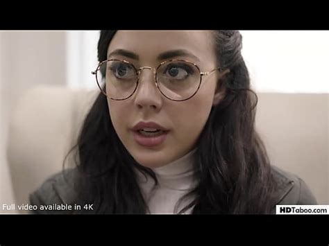 Trabajadora Social Pervertida Se Aprovecha De Un Con Problemas Whitney Wright Xvideos Com