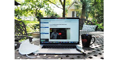 Teaching Numerical Linear Algebra Online Siam