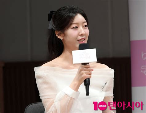 이예원 아나운서 시선 사로잡는 미모박보검의 칸타빌레 진행ten포토 텐아시아
