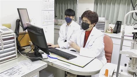 毛遂自薦一度被當成詐騙 台北醫師深入偏鄉治療眼疾｜四季線上4gtv