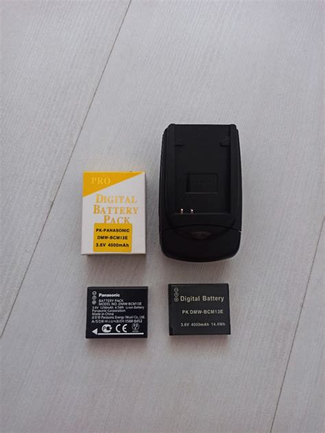 Charger 2 DMW BCM13E 3 6V Batteries Photography Photography
