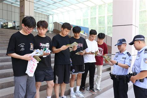健康人生 绿色无毒——学院保卫处举办禁毒知识宣讲答题活动 新疆交通职业技术学院